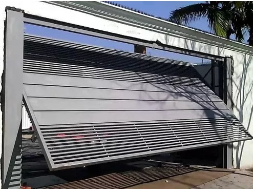 Portões-modernos-para-residências-2023-Basculante - Decorando Casas